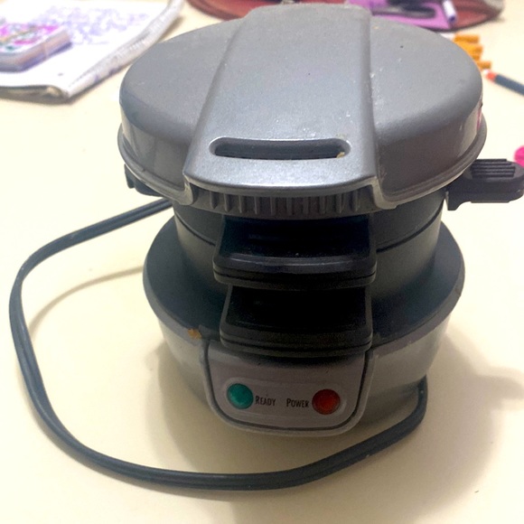 Kitchen | Mini Sandwich Maker Plug It In Wait For The Light To Turn ...